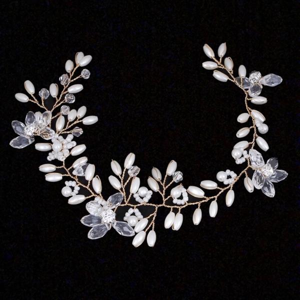 ビーズのお花とパールの小枝が絶妙なデザインのヘッド / バックカチューシャゴールドベースのワイヤーで繋ぎ逢わせられたどのような髪色にも合わせやすいデザインです。ウエディング ・ブライダルや前撮り、海外挙式など花嫁様に☆彡パーティー、誕生会や...