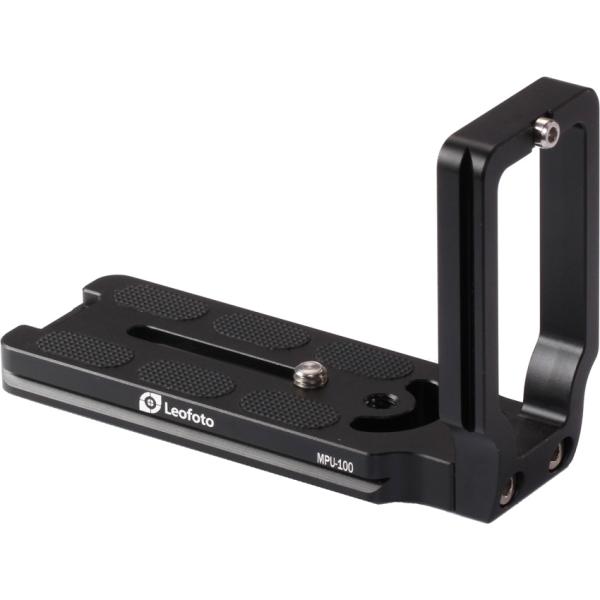 キヤノン製/ニコン製のデジタル一眼レフカメラに対応した汎用タイプL型プレートカメラの縦位置横位置の切替を構図ズレを最小限に抑えて行えるほか、縦位置撮影時の重心バランスを向上させることが可能です。アルカスイス互換のため、多くのクランプに対応し...