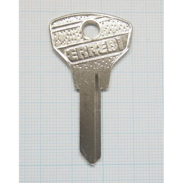 ERREBI(ITALY)製のSP7です。ブランクキー1本単位での販売です。適合キー番号:F01-F78FIATフィアット　124 COUPE`　124 FAMILIARE　124 SPECIAL(1968-)　124 SPIDER  12...