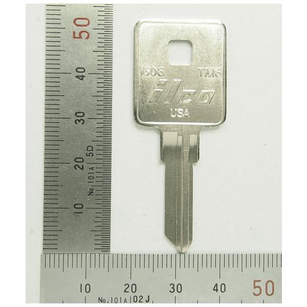 ILCO(USA)製の TM6(1606)ブランクキーです。未カットのブランクキーでの販売です。キャンピングカー/TRIMARK/トライマーク適合キー番号:TRI01-TRI98/TR1001-TR1098※その他のブランクキーをお探しの場...