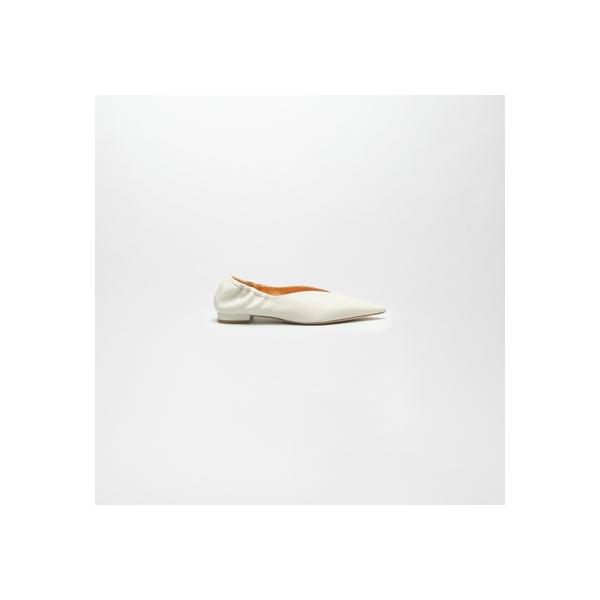 【発売日：2025年03月09日】【ブランド商品番号】AL106 Ivory / 【ブランド名】ALM.（アルム） / 【色】Ivory / 【表素材】本革 / 【裏素材】本革 / 【中敷素材】本革 / 【ソール素材】本革 / 【原産国】中国