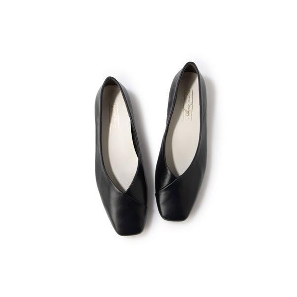 【発売日：2025年03月01日】【ブランド商品番号】AM-F-04881 BLK / 【ブランド名】ANNA MALIA（アンナマリア） / 【色】ブラック / 【表素材】本革 / 【裏素材】合成皮革 / 【中敷素材】合成皮革 / 【ソー...