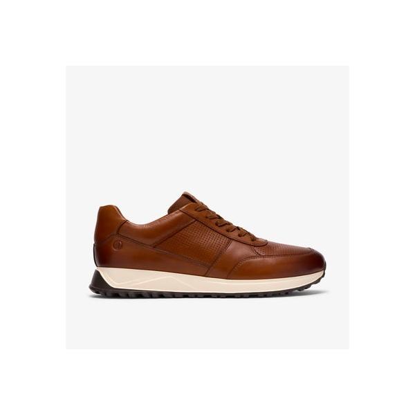 【発売日：2026年03月06日】【ブランド商品番号】26186566 Tan Leather / 【ブランド名】Clarks（クラークス） / 【色】タンレザー / 【表素材】本革 / 【ソール素材】合成素材 / 【原産国】中国