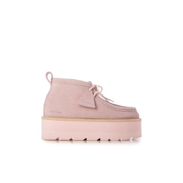 【発売日：2026年01月13日】【ブランド商品番号】322616251101 26183858 / 【ブランド名】Clarks（クラークス） / 【色】Light Pink Sued