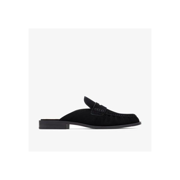 【発売日：2026年01月30日】【ブランド商品番号】26187916 Black Sde / 【ブランド名】Clarks（クラークス） / 【色】ブラックスエード / 【表素材】スエード / 【ソール素材】合成素材 / 【原産国】カンボジア
