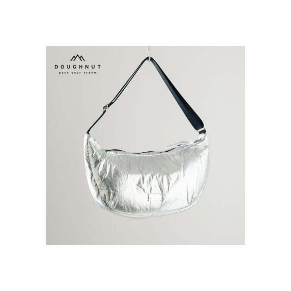 【発売日：2025年08月08日】【ブランド商品番号】D427SE 000103 / 【ブランド名】DOUGHNUT（ドーナツ） / 【色】シルバー / 【表素材】ナイロン / 【裏素材】ポリエステル / 【原産国】中国