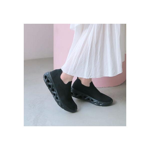 【発売日：2026年01月13日】【ブランド商品番号】26702 BLB / 【ブランド名】enchanted（エンチャンテッド） / 【色】ブラックブラック / 【表素材】その他生地 / 【裏素材】生地・合成繊維 / 【中敷素材】生地・合...