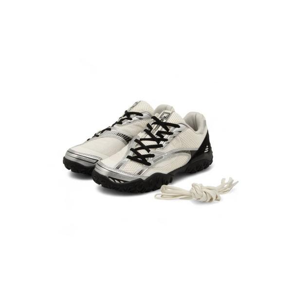 【発売日：2025年10月10日】【ブランド商品番号】1XM02367102 48 / 【ブランド名】FILA（フィラ） / 【色】WHITE/BLACK/GREY / 【表素材】合成皮革 / 【ソール素材】ゴム / 【原産国】中国