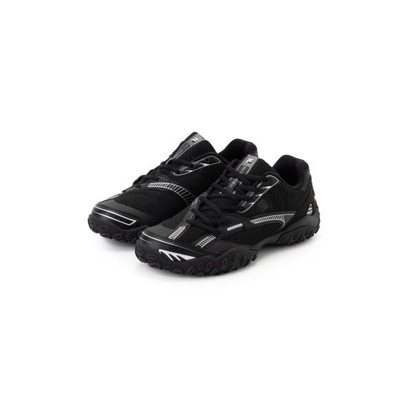 【発売日：2026年02月02日】【ブランド商品番号】FM0100982014 39 / 【ブランド名】FILA（フィラ） / 【色】BLACK/M.SILVER / 【表素材】その他合成繊維 / 【原産国】中国