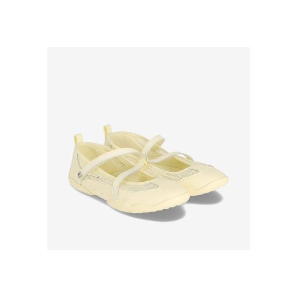 【発売日：2026年05月08日】【ブランド商品番号】FU0103821734 0003 / 【ブランド名】FILA（フィラ） / 【色】Yellow/Yellow/Yellow / 【表素材】その他合成繊維 / 【ソール素材】ゴム / 【...