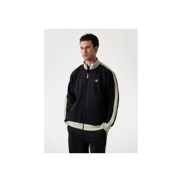 【発売日：2025年05月21日】【ブランド商品番号】Z5GQ13KCRU2 JBLK / 【ブランド名】GUESS（ゲス） / 【色】JBLK / 【素材】ポリエステル94%、 ポリウレタン6% / 【原産国】トルコ
