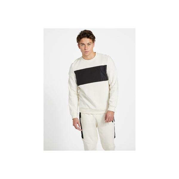 【発売日：2025年09月12日】【ブランド商品番号】X3GQ28K9PM0 G1CV / 【ブランド名】GUESS（ゲス） / 【色】G1CV / 【素材】綿70%、 ポリエステル30% / 【原産国】バングラデシュ