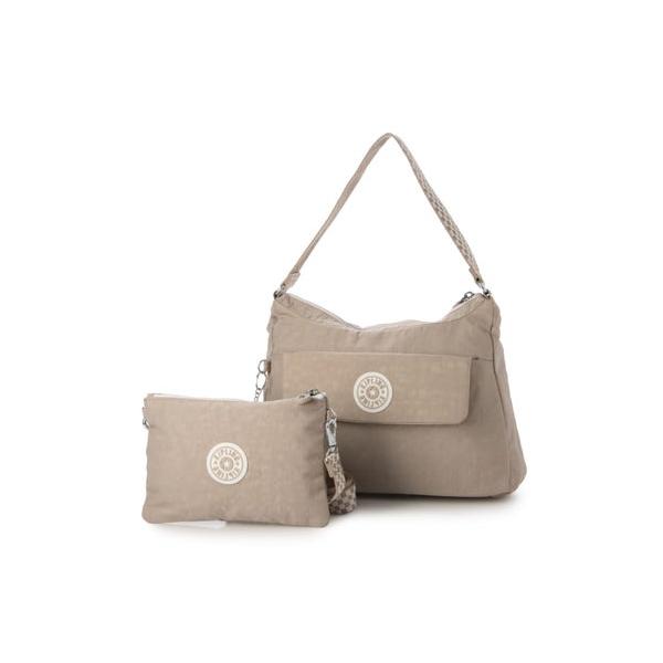 【発売日：2026年04月06日】【ブランド商品番号】KI2962 52R / 【ブランド名】Kipling（キプリング） / 【色】Taupe Chess W / 【表素材】ナイロン / 【原産国】インドネシア