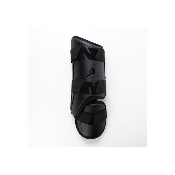 【発売日：2026年02月10日】【ブランド商品番号】JD1103 076 27660044 / 【ブランド名】NIKE（ナイキ） / 【色】ブラック / 【素材】本体：ABS樹脂 38％、合成樹脂 31％、ポリエステル 18％、EVA 9...