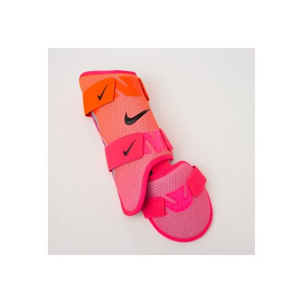 【発売日：2026年03月25日】【ブランド商品番号】BA3007 27660079 / 【ブランド名】NIKE（ナイキ） / 【色】ブライトクリムゾン/ハイパーピンク/ブラック(653) / 【素材】ポリエチレン、ポリエステル、EVA、ゴ...