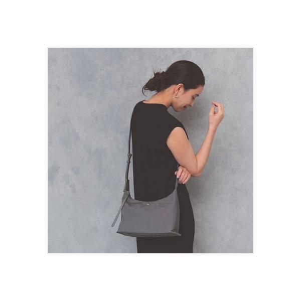 【発売日：2026年01月23日】【ブランド商品番号】502088030726 03 / 【ブランド名】TOPKAPI（トプカピ） / 【色】グレー / 【表素材】ナイロン / 【裏素材】生地・合成繊維 / 【原産国】中国