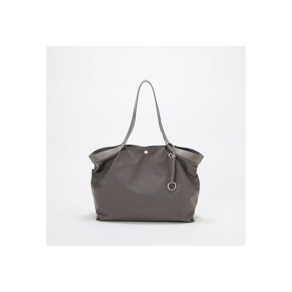 【発売日：2026年01月23日】【ブランド商品番号】502088030526 03 / 【ブランド名】TOPKAPI（トプカピ） / 【色】グレー / 【表素材】ナイロン / 【裏素材】生地・合成繊維 / 【原産国】中国