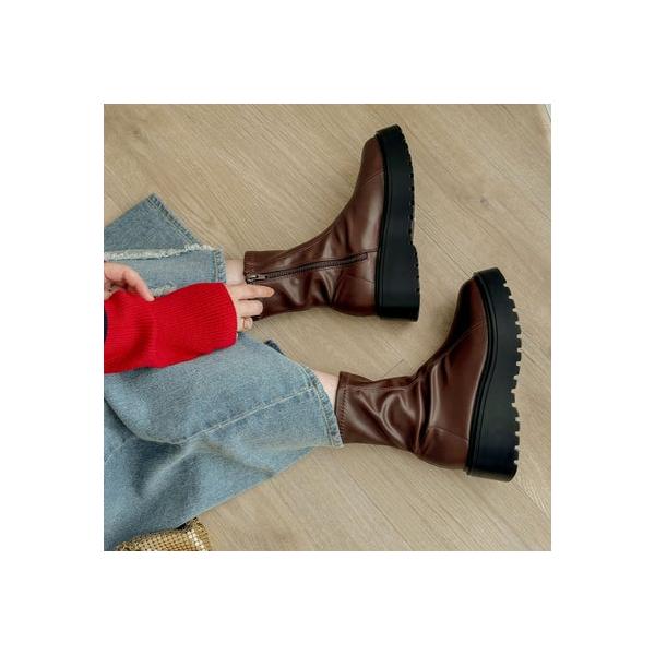 【発売日：2025年03月05日】【ブランド商品番号】V6363AW DBR / 【ブランド名】VIVIAN（ヴィヴィアン） / 【色】ダークブラウン / 【表素材】合成皮革 / 【ソール素材】合成素材 / 【原産国】中国