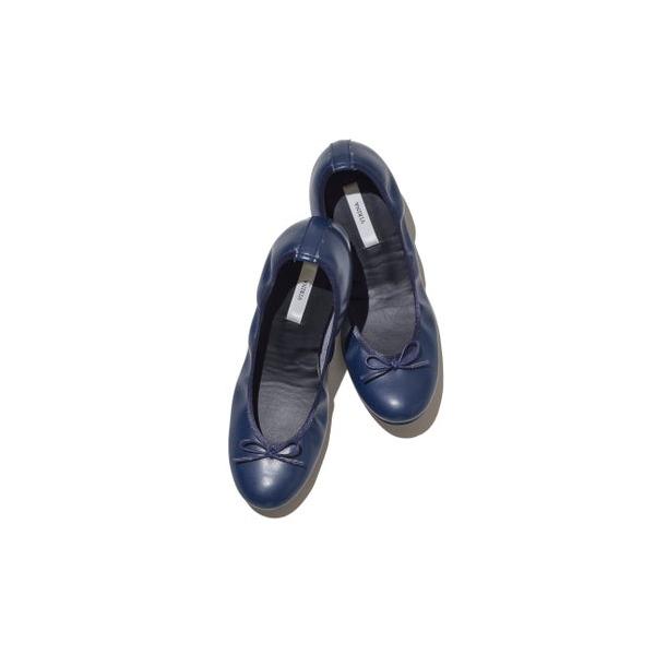 【発売日：2025年02月26日】【ブランド商品番号】vm19ss12SH31 31 / 【ブランド名】VIRINA（ヴィリーナ） / 【色】ネイビー / 【表素材】合成皮革 / 【裏素材】生地・合成繊維 / 【中敷素材】生地・合成繊維 /...