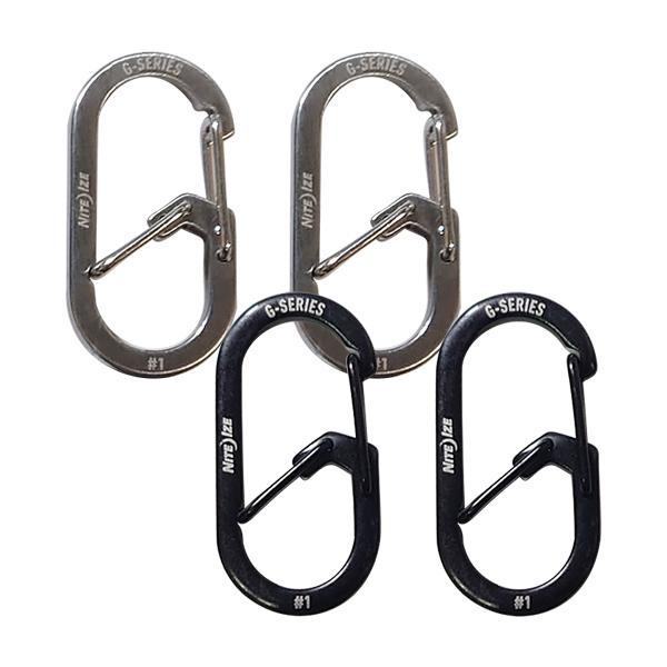 独特なG型デザインのカラビナ。上部には取り出しやすくしたいものを、下部には紛失を防ぎらい物をといったような形で2通りに分けて引っ掛けることができます。ステンレス製ボディで、鍵やキーアクセサリーをクールにまとめられます。素材： ステンレススチ...