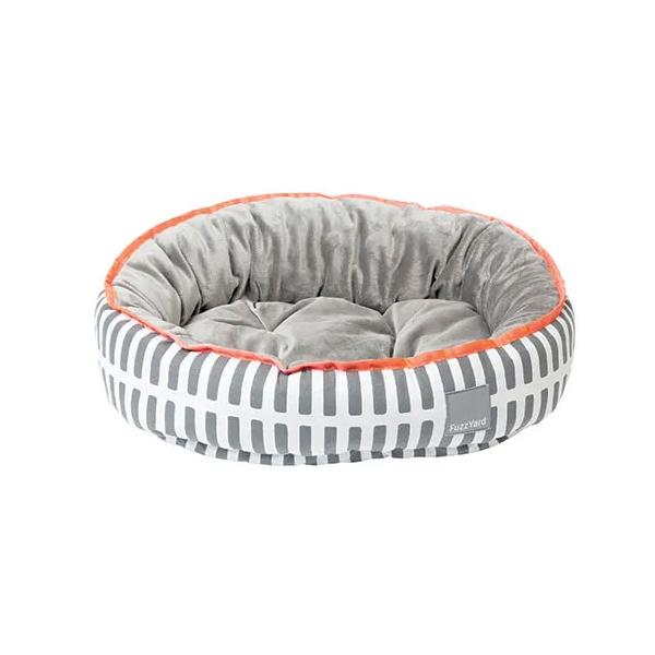 肌触りが良い素材のリバーシブルベッド。オーバルなカタチとちょうど良い柔らかさが優しくパートナーを包み込む。洗濯機で丸洗いできて衛生的。程良いやわらかさと、ややオーバルなカタチで、大事なワンちゃん・ネコちゃんを優しく包み込んでくれます。丈夫な...