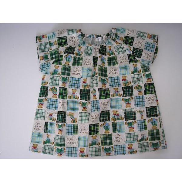スモック 子ども用（園児用）スモック(グリーンくまちゃん柄)半袖 入園 入学(説明)●カラー：グリーンくまちゃん柄●素材：綿100％●サイズ：120cm(着丈約54cm）●ポケット左右2つ付き●日本製お絵かきや粘土遊び、お食事時間などこの幼...
