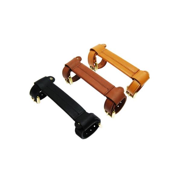 ・素材 : 本革・クランプ直径 : 〜36mmMHL Bikeholder。シートチューブとダウンチューブの間をクランプして使用します。低いポジションで自転車を担げ、女性の方でも少ない力で運べます。また、本革仕様で見て目もスタイリシュ。クラ...