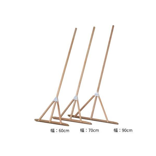 板高さ10cmの高耐久モデルのラワンレーキ。耐久性に優れるラワン材は、より強い力でのグランド整備が可能です。学校の校庭や野球場等の教育施設・スポーツ施設の土ならしに最適です。商品番号TL-G1908組立状態完成品（新品）特記事項※配送の注意...