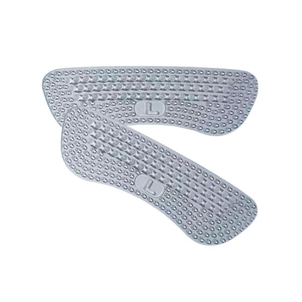 お気に入りのパンプス、歩くたびにかかとがパカパカ脱げたり、靴擦れして痛かったりしませんか？このかかと滑り止めクッションが、パンプスの悩みを解消します。◎かかとにピタッと密着柔らかなシリコン素材が、かかとの隙間を埋めてピタッと密着。パンプスが...