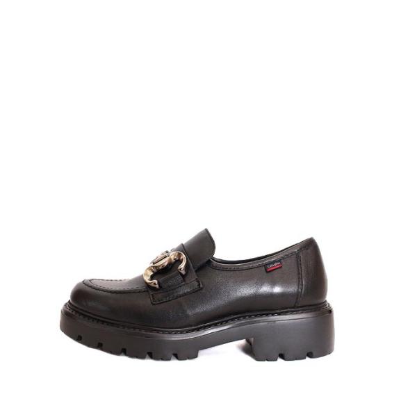 2019年日本へ本格参入となったカラハン。生産は、スペイン北部リオハ州の町アルネドにある自社工場にてハンドメイドにて行われています。1968年の創業当時から、コンフォータブルなシューズを作り続け、現在では世界各国にファンを持つようになった今...