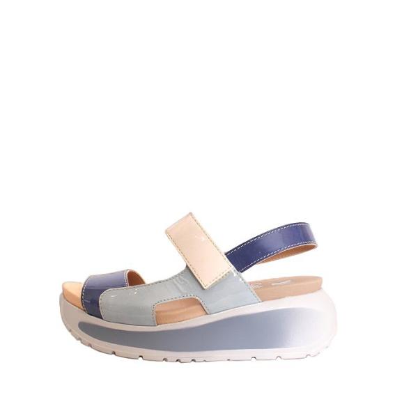 2019年日本へ本格参入となったカラハン。生産は、スペイン北部リオハ州の町アルネドにある自社工場にてハンドメイドにて行われています。1968年の創業当時から、コンフォータブルなシューズを作り続け、現在では世界各国にファンを持つようになった今...