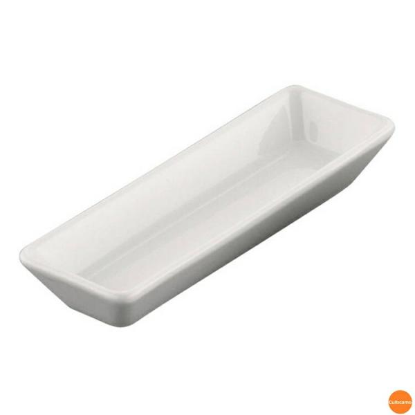 ビュッフェシーンに映えるお洒落なディッシュ