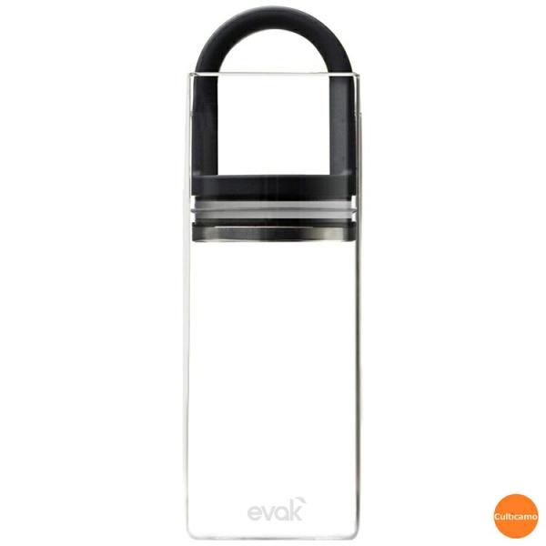 押すだけで空気を抜いて保存できるキャニスター