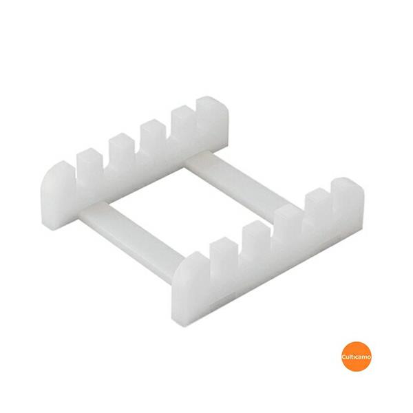 最大5枚のまな板を収納！業務用まな板スタンド