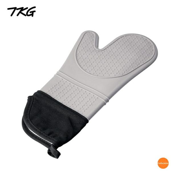 冷凍庫内の作業に最適！ロングタイプのシリコン手袋