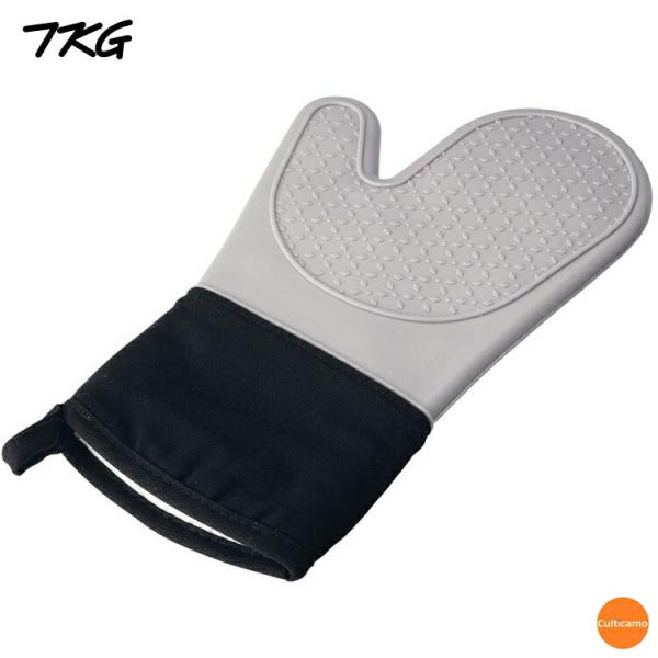 冷凍庫内の作業に最適！ロングタイプのシリコン手袋