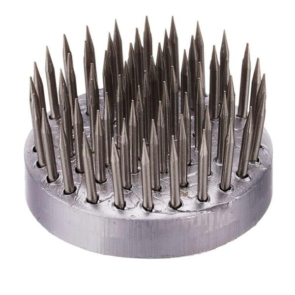 燕三条「マルフジ剣山製作所」の特製剣山。