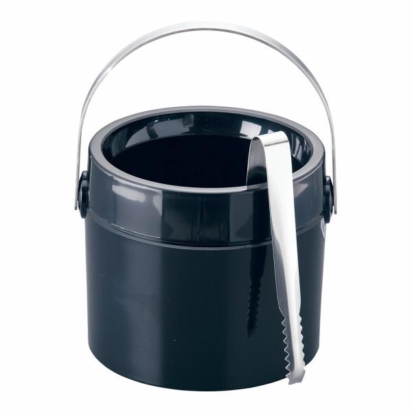 軽量で扱いやすいプラスチック製のアイスペール。氷を長時間キープでき、結露しにくい二重構造。