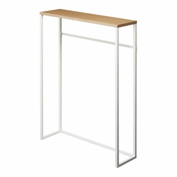 観葉植物やオブジェを飾ったり、鍵等の収納に便利です。付属のフックを使えば折り畳み傘や靴ベラ等の引っ掛け収納もできます。