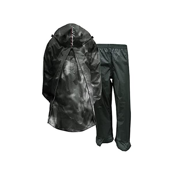 フィールドイクィッページ＿＿＿イクィッページとは、ギリシヤ語で装備用具の意味。アウトドアフィールドで活躍されることをこのブランドに込められています。