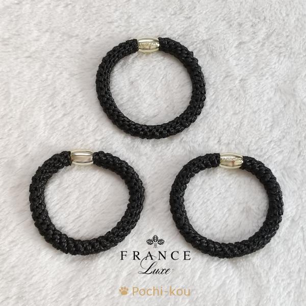アメリカのアクセサリーブランド「FRANCE Luxe(フランスラックス)」の「L. Erickson(エル・エリクソン)」のおしゃれなヘアゴムです♪シンプルなポニーテールにぴったりのヘアゴムで、ホールド感も抜群です。バッグ、机、車の中にい...