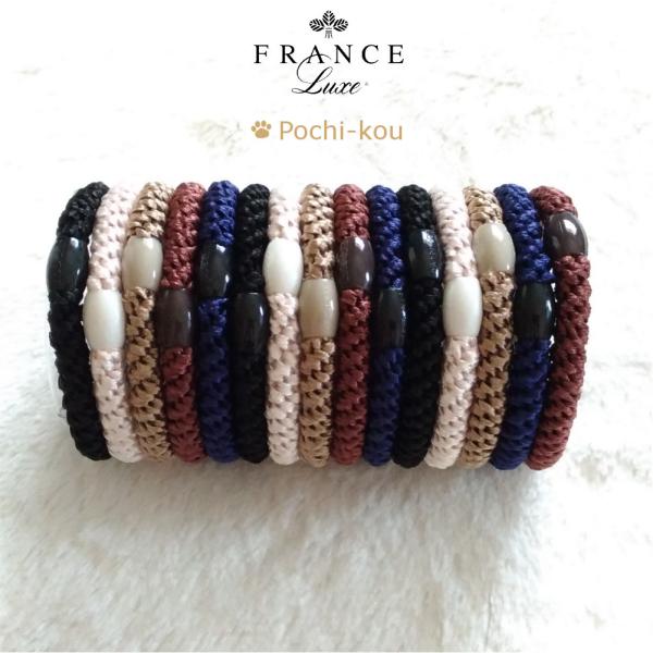 アメリカのアクセサリーブランド「FRANCE Luxe(フランスラックス)」の「L. Erickson(エル・エリクソン)」のヘアゴムです♪優れた伸縮性で、結んだ跡がつきにくく、毛量に関係なく安心のホールド力でパーフェクトな使い心地。ツヤ感...