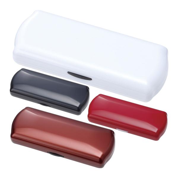 小洒落たフォルムが新鮮です。内寸(約):W147×D53×H26.5mm■素材：プラスチック■鼻当：あり■重量：約62g■内寸(約)：W147×D53×H26.5mm■その他：プッシュボタン式、ハード