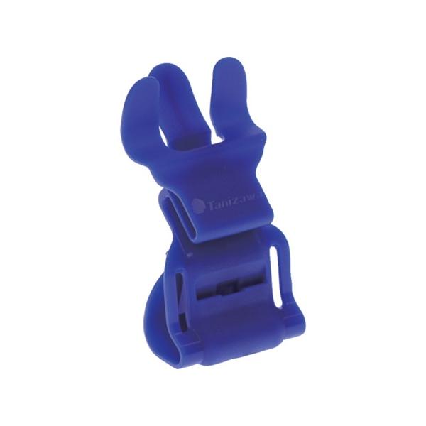 保護具 ヘルメット・軽作業帽 ヘルメット関連用品 ●取り付ける保護帽の形状に関係なく、安定してペンを保持することができます　●φ7〜15mmの径のペンに適応します●品名：ペンホルダー●色：ロイヤルブルー●幅(mm)：35●奥行(mm)：29...