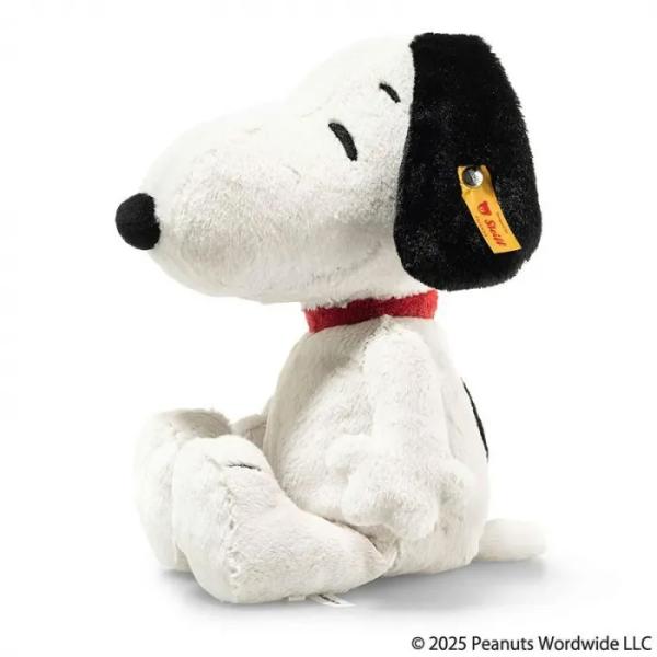 【発売日：2026年04月27日】★こちらは４月入荷予定のご予約作品となります。世界中で愛されているビーグル犬「スヌーピー」が、シュタイフの確かな品質によって愛らしい特別なぬいぐるみになりました。なめらかで上質な肌ざわり、手足やお顔に施され...