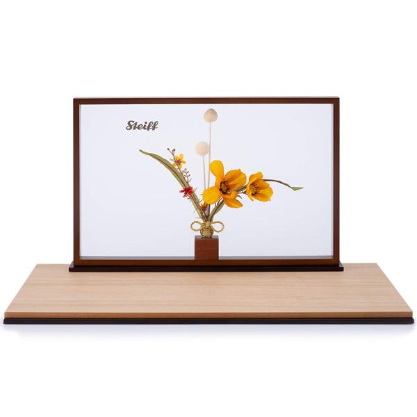 半透明のアクリル板の屏風にアートフラワーを大胆に飾りました。背景に光が通ることで奥行きが生まれ、ひな人形と背景との一体感が生まれます。また、鮮やかな黄色い花はテディベアの明るさ朗らかさを象徴しているかのようです。ーご確認くださいーー人気商品...