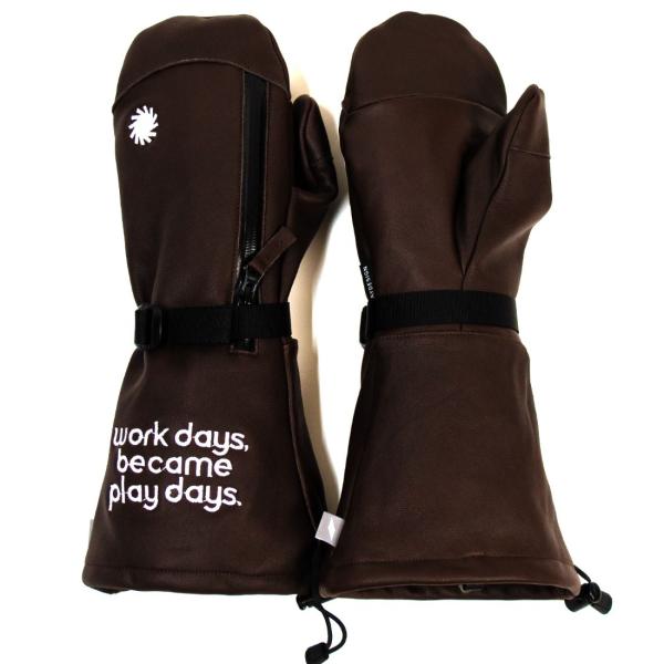 プレイ * P01 OVER LEATHER GLOVE BROWN 25-26 小売価格 :18.000円 税込み 19.800円PLAYDESIGNが創る、雪山での寒さから手を守るグローブライン。レザーを使った大人な雰囲気のミトンタイプ...