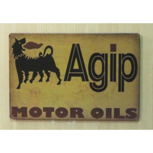 アジップ モーターオイル 金属製　メタルサインプレートAgip エンジンオイル　MOTO GP モトGP　化学合成油　レーシングオイル　ギアオイル看板　ブリキ　アンティーク　ガレージ　インテリア　広告　カフェ　店舗備品アジップ モーターオイ...