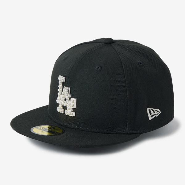 ガラスパールをあしらったメタルパーツで球団ロゴを表現したパールバッジコレクション。アクセサリー感覚で楽しめるデザインに仕上がりました。ポリエステル×コットンの混紡素材により、軽やかで快適なかぶり心地。アクセサリー感覚で取り入れられる、さりげ...