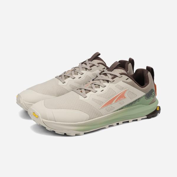 誰もが待ち望んだアウトソールを装備。ALTRAのアイコン的モデル＜LONE PEAK(ローンピーク)＞が「9+」としてモデルチェンジしました。最大のアップデートはアウトソールのVibram MegaGripへの刷新です。あらゆるコンディショ...